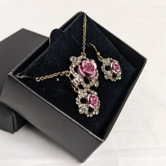 Avon | Jewelry | Nwt Vintage Avon Sparkling Roses Necklace And Earring Set In Original Packaging ...